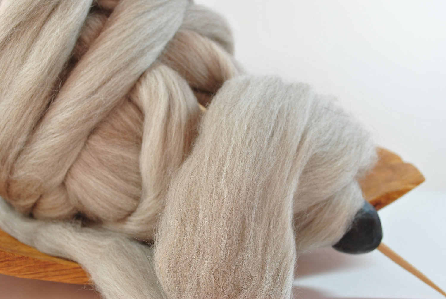 Undyed Merino Combed Top Roving For Spinning Of Felting - Light Brown ...
