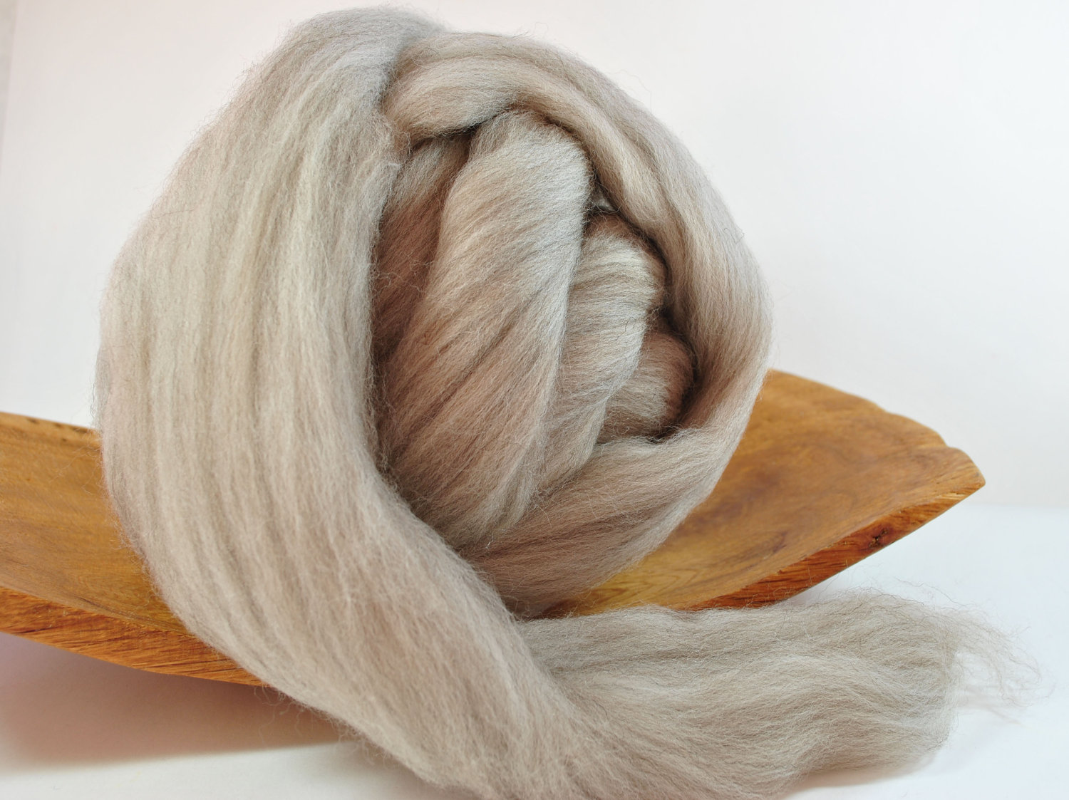 Undyed Merino Combed Top Roving For Spinning Of Felting - Light Brown ...